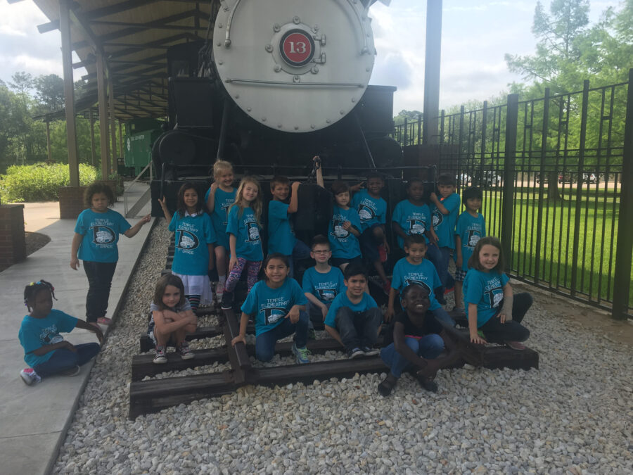 Diboll First Graders Visit The History Center | The History Center